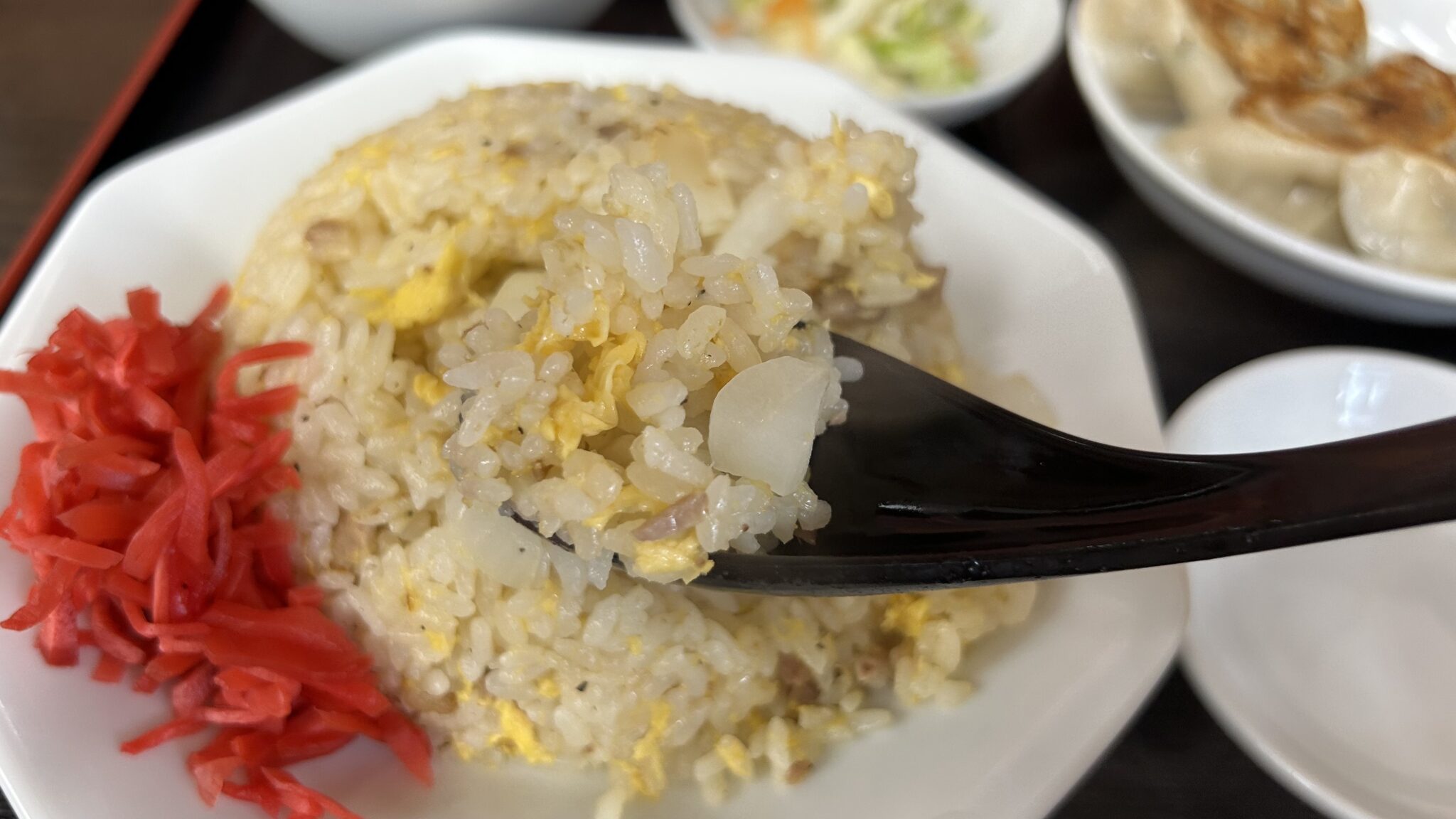 チャーハンに玉ねぎを入れるとまずいワケ：同じネギでも全てを台無しにする落とし穴 | 沼探